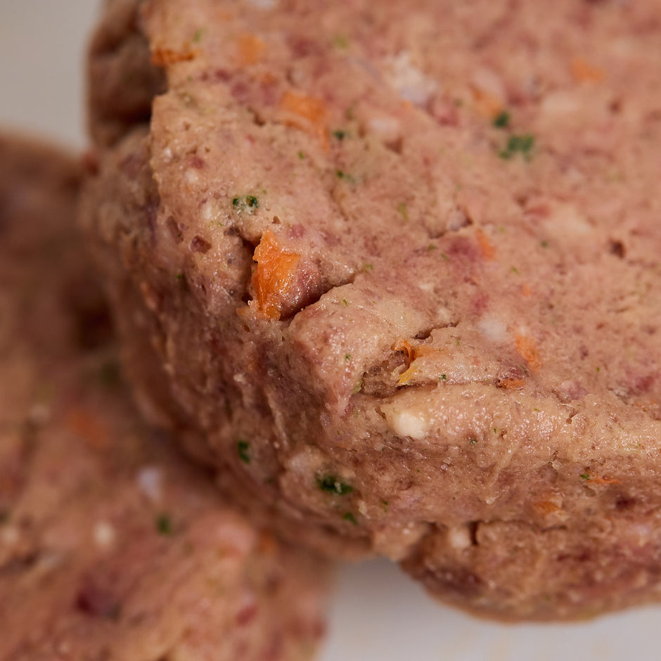 Complete Raw Dog Food Patties, Quick Thaw, No Mess | LUNA & me